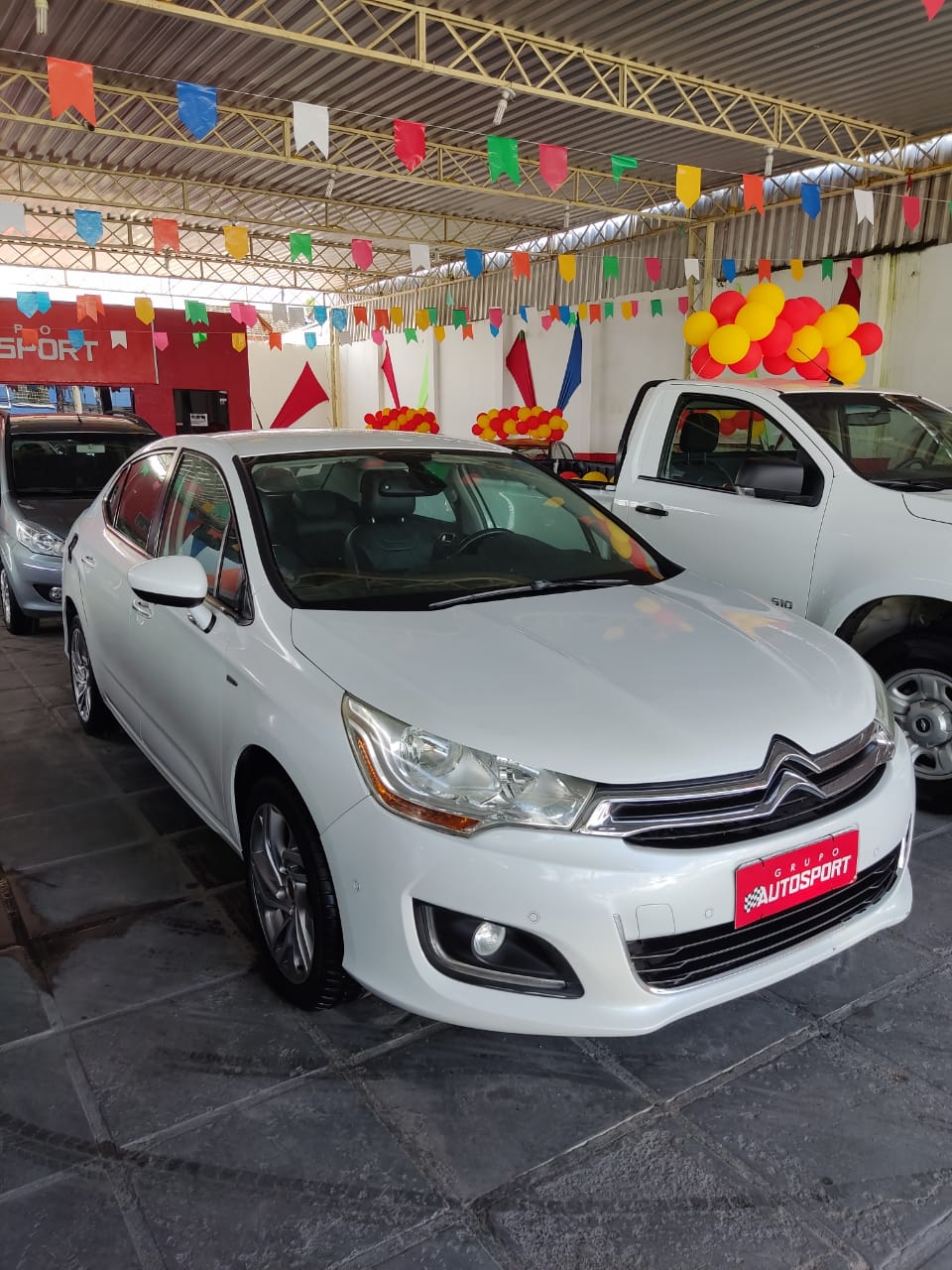 Autosport :: C4 LOUNGE 1.6 EXCLUSIVE 16V TURBO FLEX 4P AUTOMÁTICO